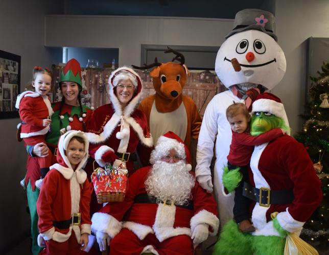 Christmas in the Borough | Multimedia | dailycourier.com