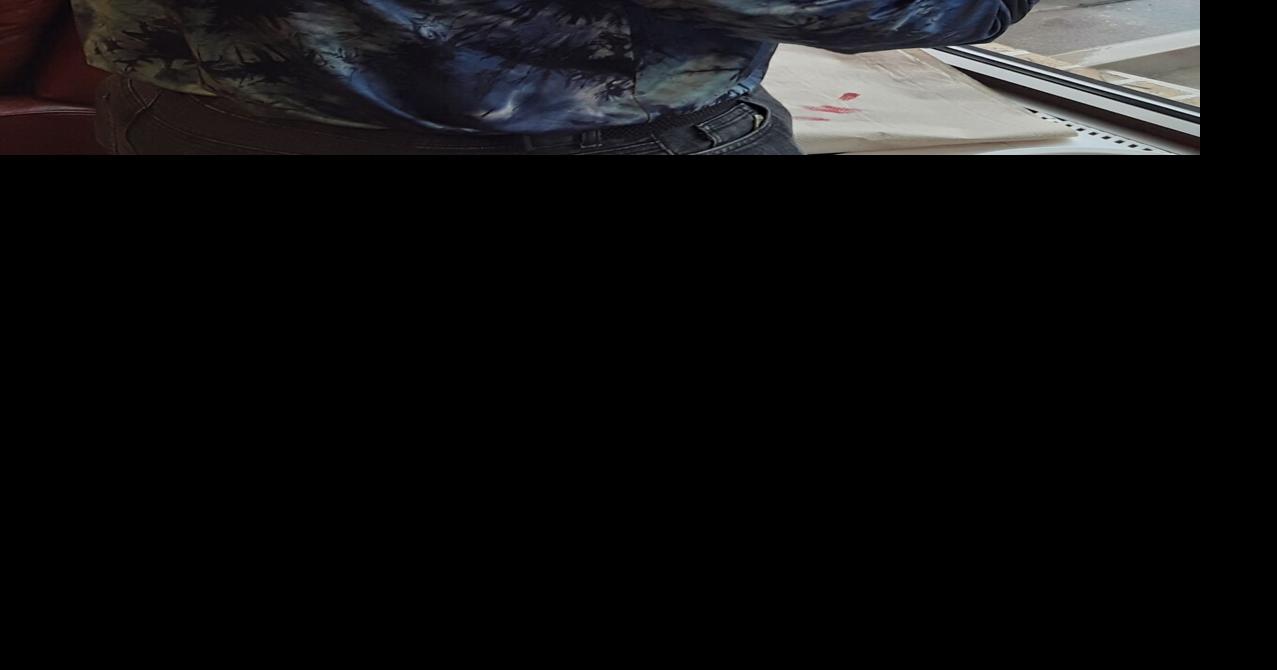 Southmoreland students' art brightens library | Multimedia ...