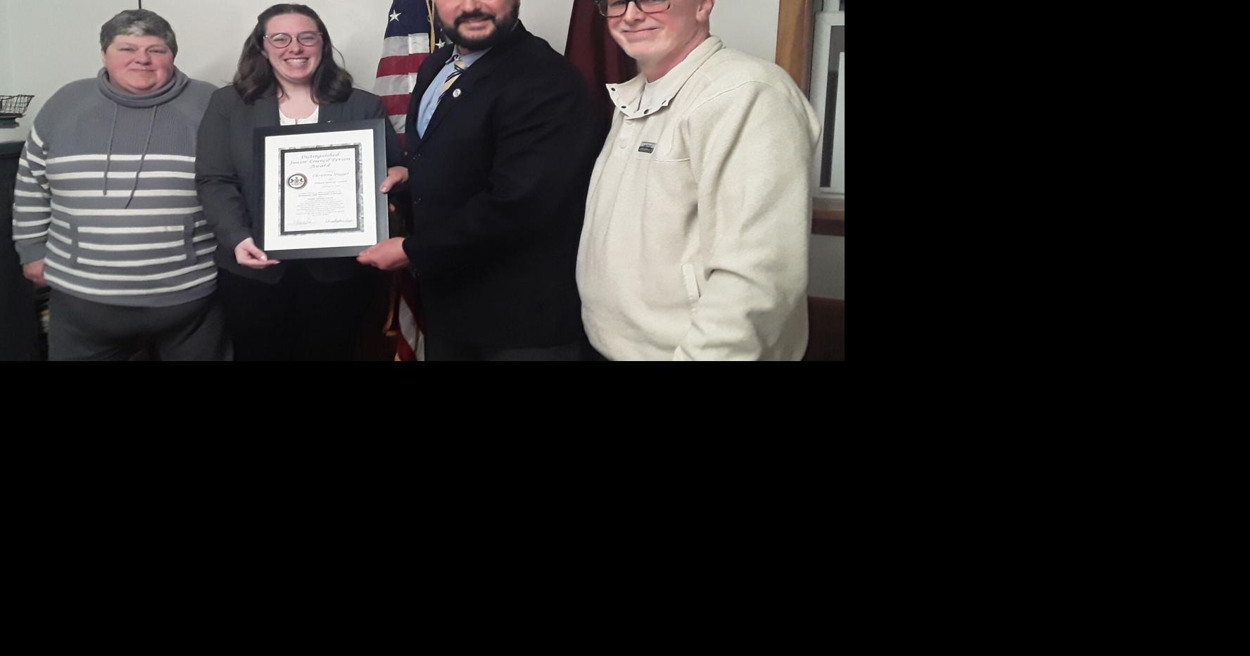 Dugger recognized with PSAB award | News | dailycourier.com