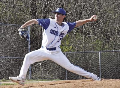 Knights knock off Falcons, 13-2 | Sports | dailycourier.com