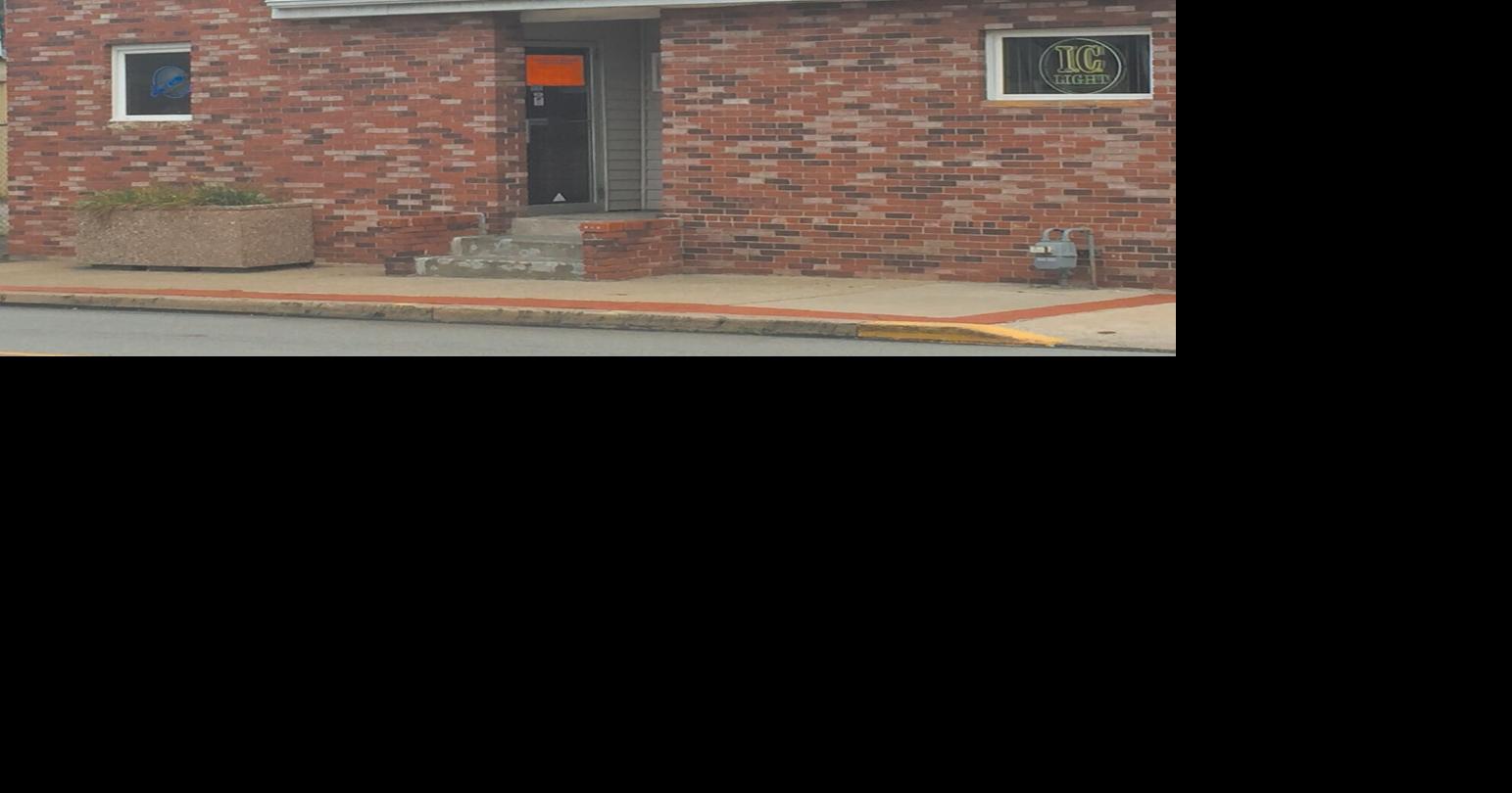 Arch Cafe in city to mark 80 years as family business | Front-page ...