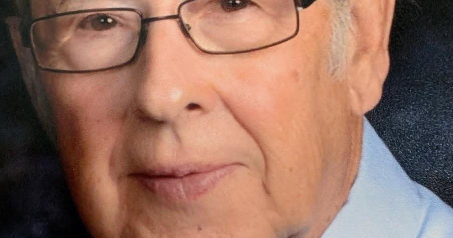 Michael J. Bell | Obituaries | dailycourier.com