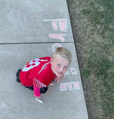Frazier shows school spirit | Multimedia | dailycourier.com