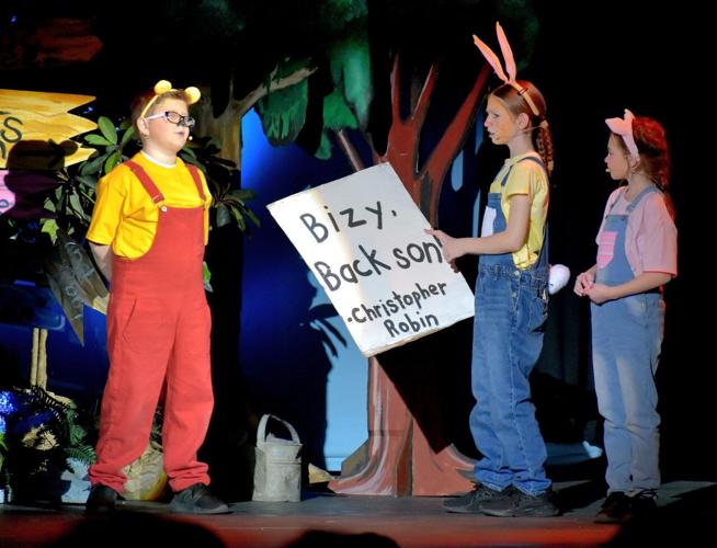 Conn-Area Catholic kids grace Porter stage | Multimedia | dailycourier.com