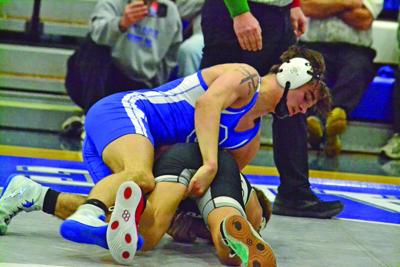 Falcons throttle Colonials | Sports | dailycourier.com