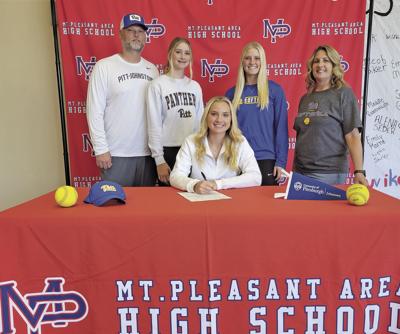 Brunson to play softball at UPJ | Sports | dailycourier.com