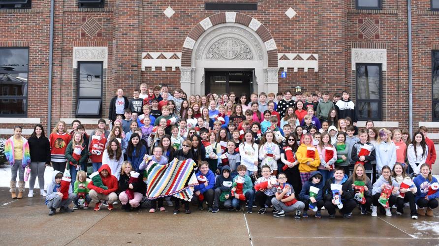 Ramsay Elementary in holiday spirit | News | dailycourier.com