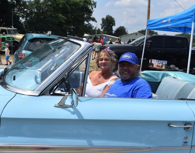 Rock-n-Rods Round Up benefits fire department | Multimedia ...