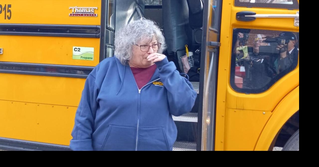 Bus driver honored for dedication | News | dailycourier.com