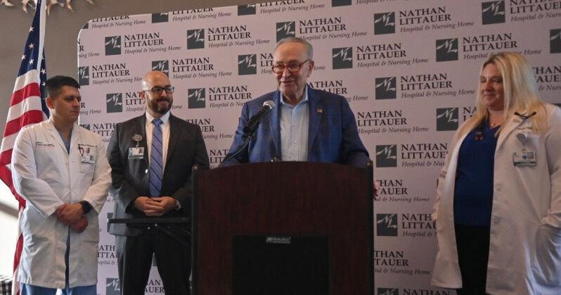 In visit to Fulton County, Schumer advocates for telehealth | Leader ...