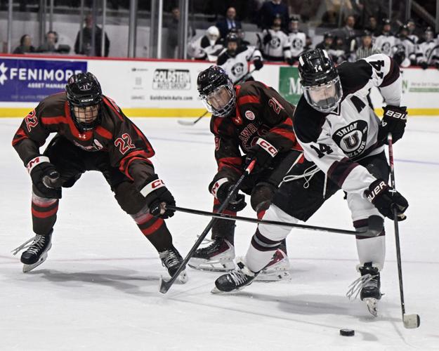 Union men's hockey vs. St. Lawrence in 10 photos | Union College Sports | dailygazette.com