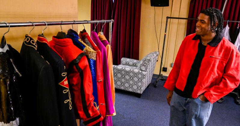 Photos: Jordan Markus and MJ the Musical at Proctors | Life & Arts ...