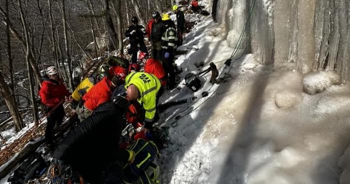 Ice climber hospitalized after Kaaterskill Clove fall | Hudsonvalley360 ...