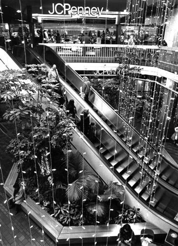 Crossgates Mall celebrates 40th anniversary | Business | dailygazette.com