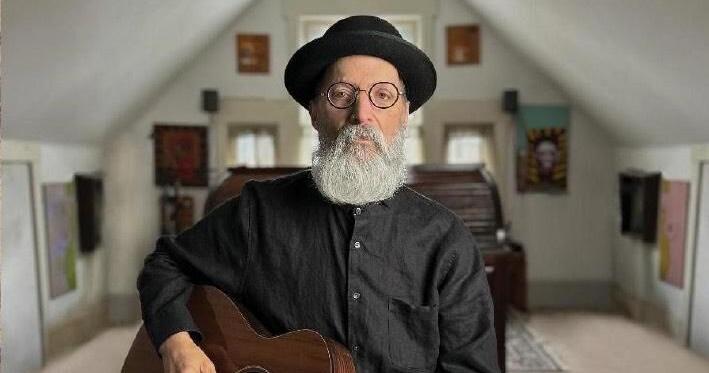 Singer/songwriter Michael Eck’s world just got bigger | Music ...