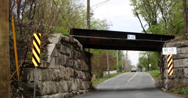 Glenville's Maple Avenue bridge struck by box truck, again | Local News ...