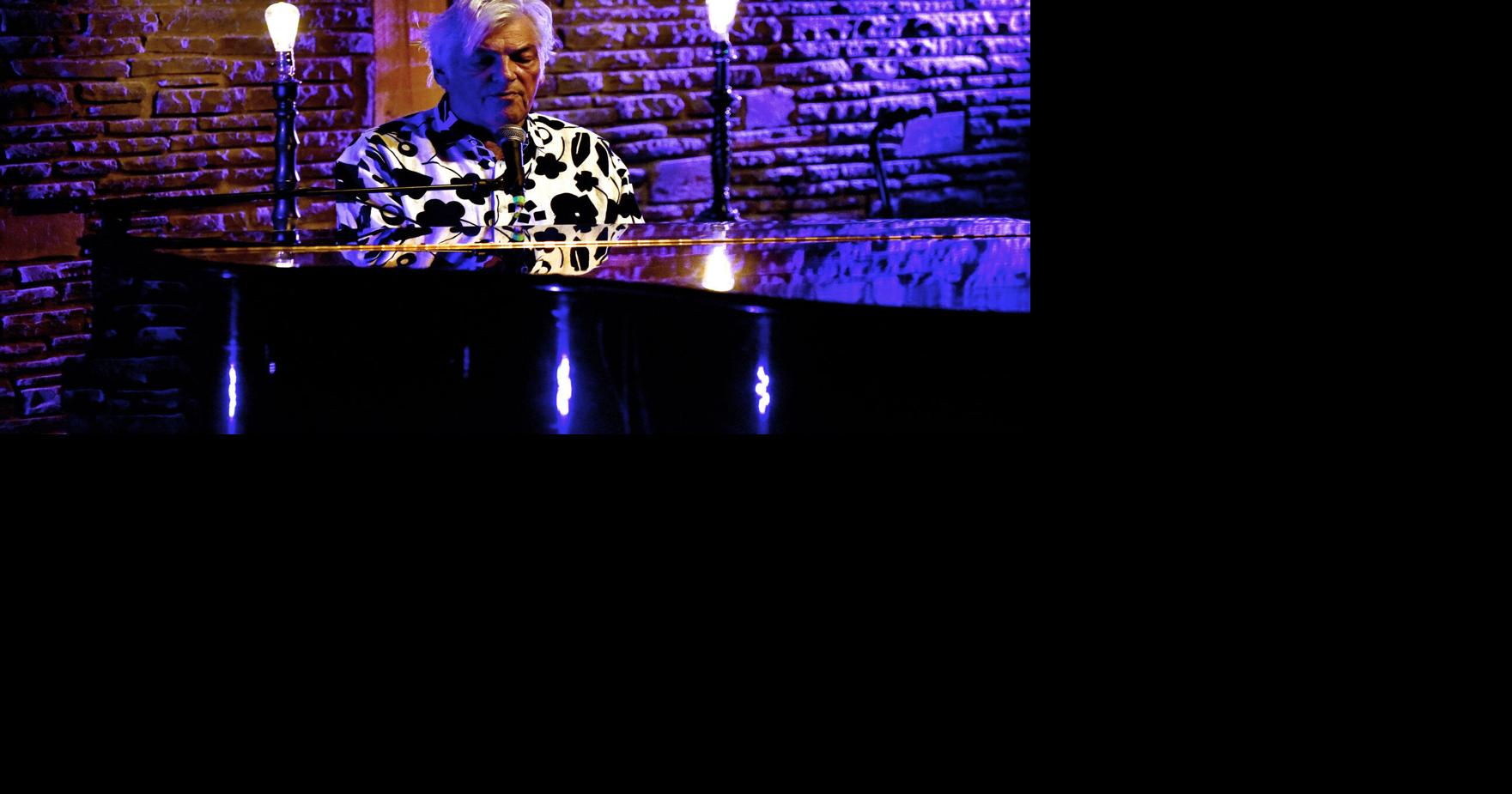 PHOTOS: Robyn Hitchcock at Levon Helm Studios in Woodstock | Music ...
