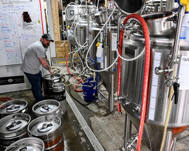 Speckled Pig Brewing in Ballston Spa (12 Photos) | Daily Gazette Food ...