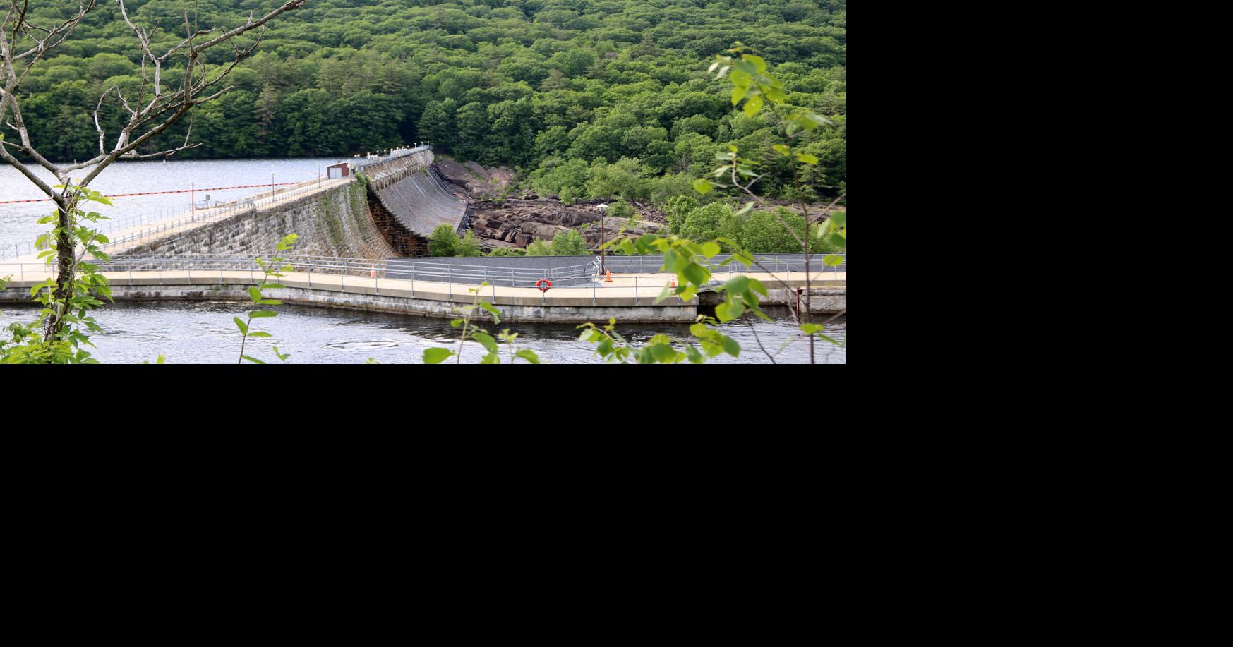 Spier Falls Dam catches ablaze Saturday night | News | dailygazette.com