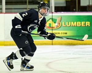 Penn State 여자 하키 선수인 Tullock과 Barbro는 Union에서 열린 경기에서 집으로의 여행을 즐겼습니다 ...