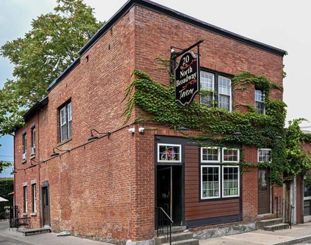 20 North Broadway Tavern in Schenectady, a look around – Images (4 ...