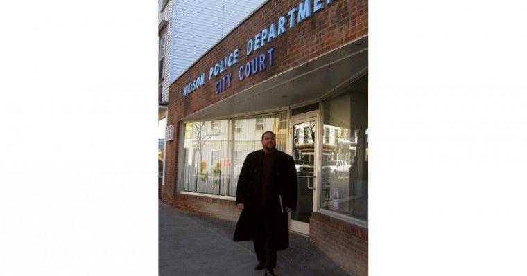 Spicer files charges against Gavin | | dailygazette.com