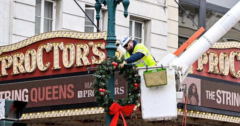 Things To Do: Friday December 15 | | dailygazette.com