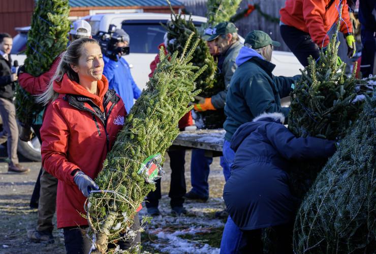 Ellms Farms, FedEx Trees for Troops in 9 photos | Business ...