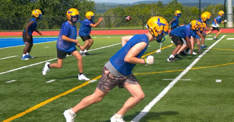 Hudson football finally back on track | Hudsonvalley360.com | dailygazette.com