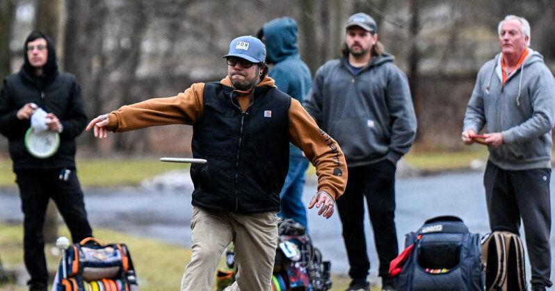 Winter Disc Golf at Schenectady's Central Park (15 photos) | Life ...