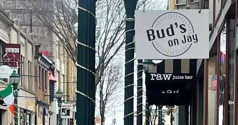 Raw Juice & Smoothies reopening soon on Schenectady’s Jay Street; Bud’s ...