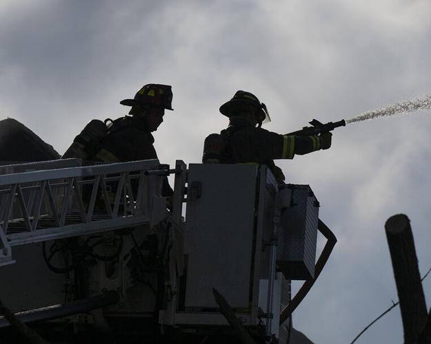 Fire breaks out at Schenectady residence Wednesday morning (with 5 ...