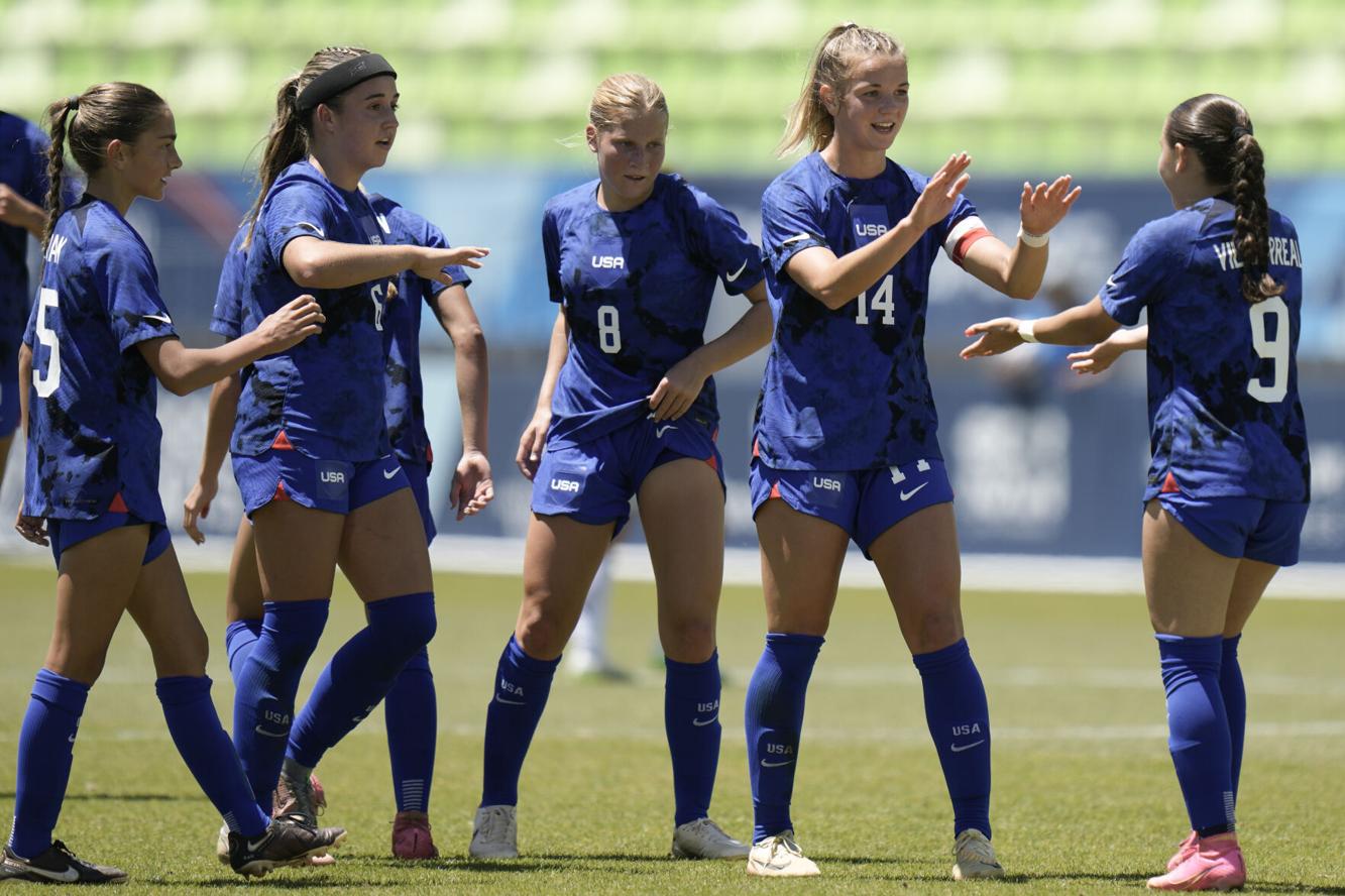 Bethlehem's Claire Hutton signs three-year pro soccer contract with ...