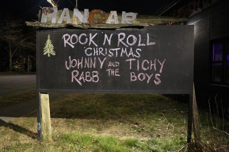 SPOTTED: Rock ‘N Roll Christmas at Hanger on the Hudson | Albany County ...