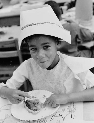 10 classroom Thanksgiving photos from our 1966 scrapbook | History ...