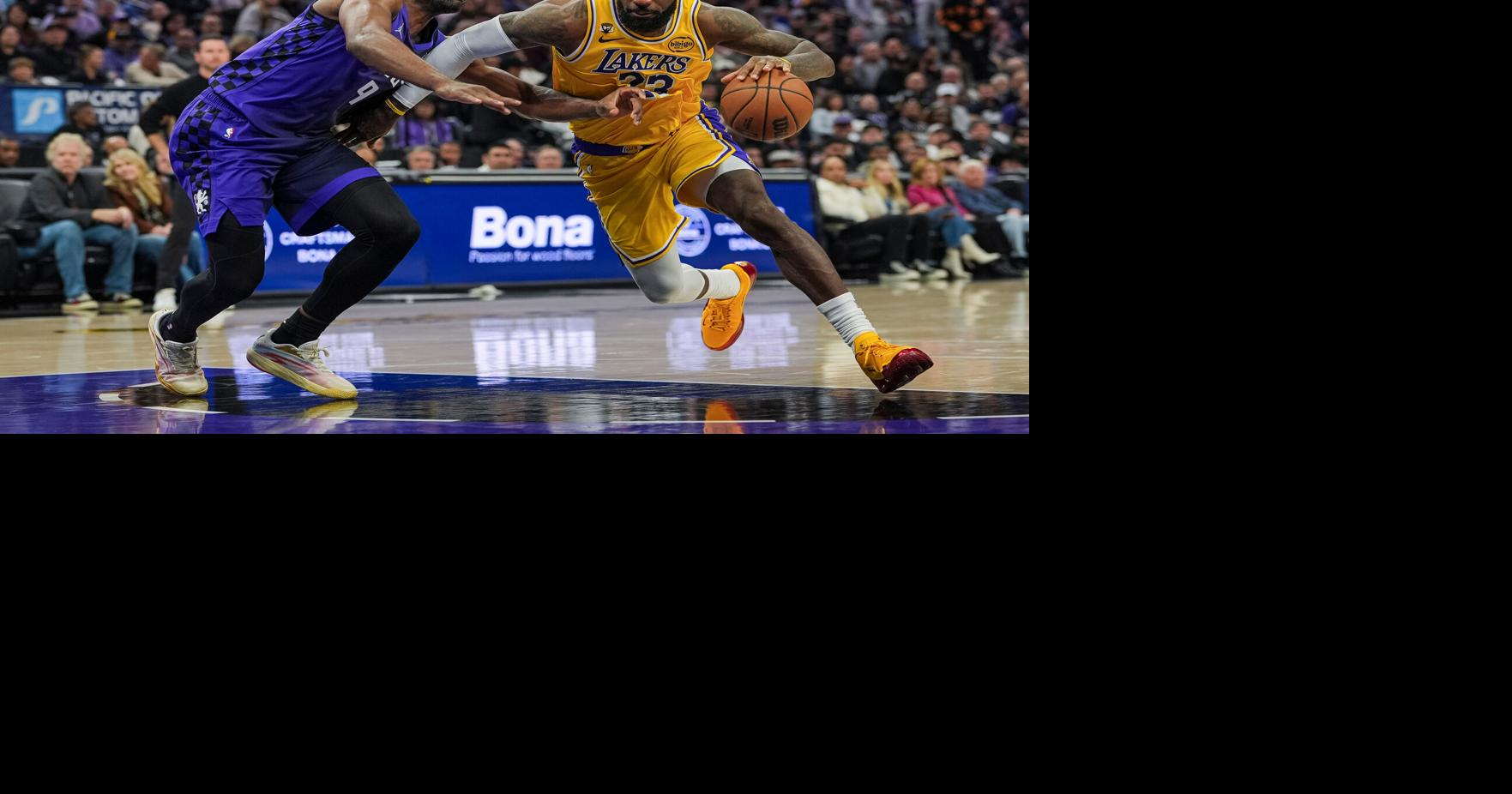 Monk hits 7 3-pointers, scores 26 points as Kings top Lakers 124-112; Doncic scores 42 in loss ...