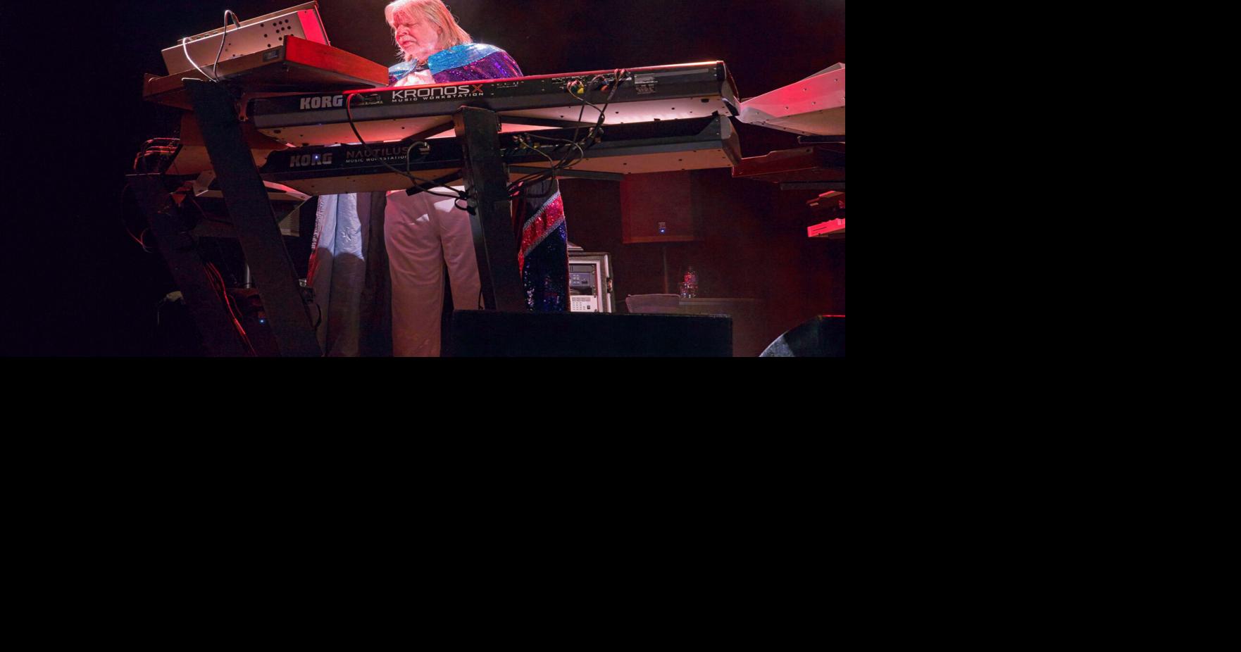 REVIEW: Keyboard legend Rick Wakeman weaves his magic at Troy Savings ...