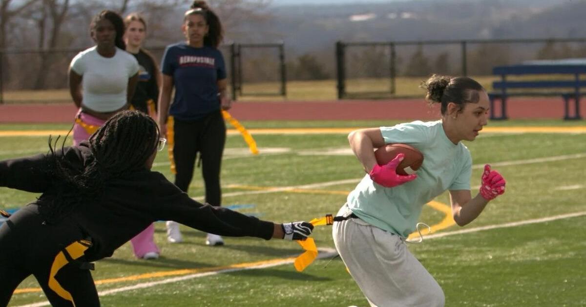 Hudson, Catskill, Ichabod Crane flag football in 10 photos | Hudson ...