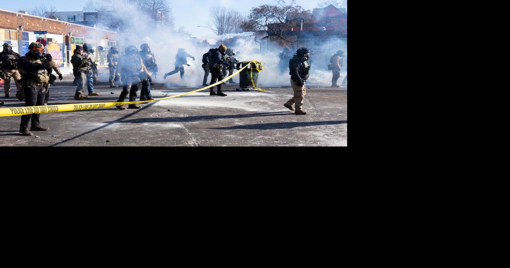 Women accused of biting agents’ fingers moments after Alex Pretti was ...