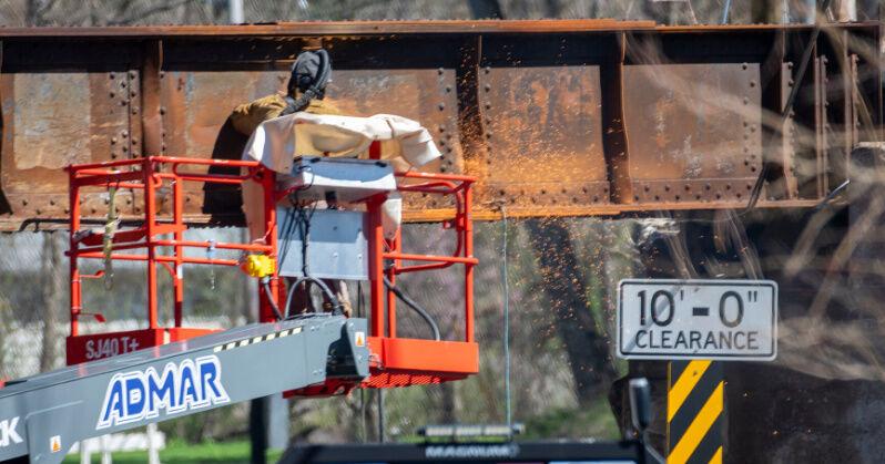 Maple Avenue Bridge explosion repair work begins (photos) | News ...