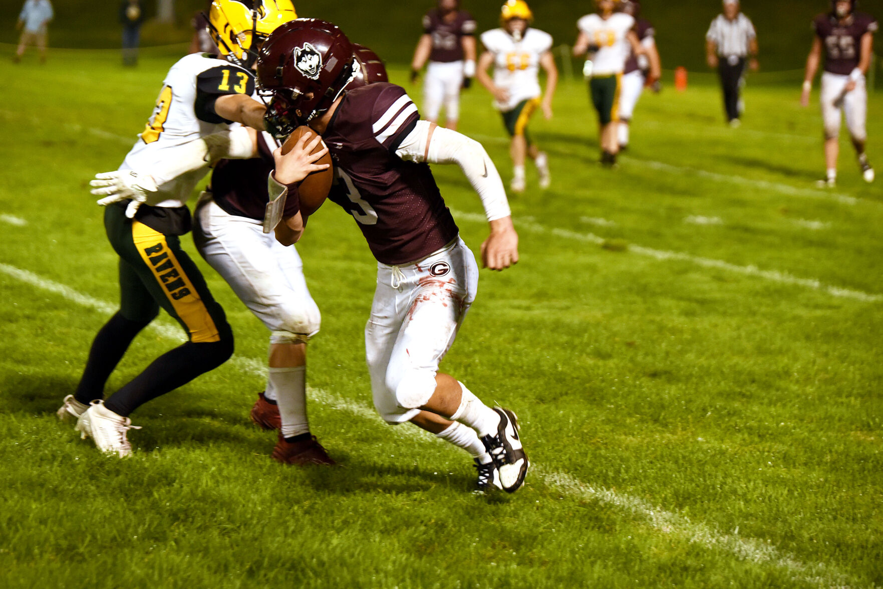 Gloversville football falls to Ravena-Coeymans-Selkirk | Leader-Herald ...