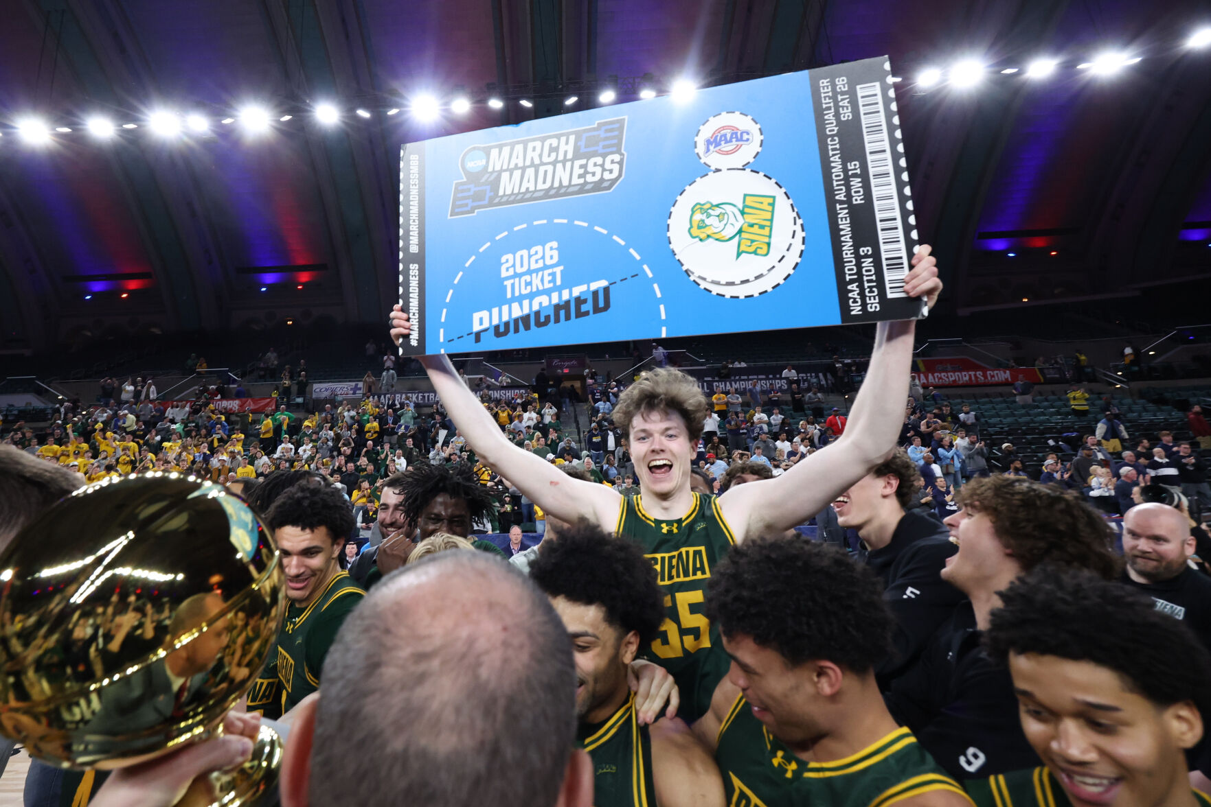 Riley Mulvey, from actor to basketball star | Local News | dailygazette.com