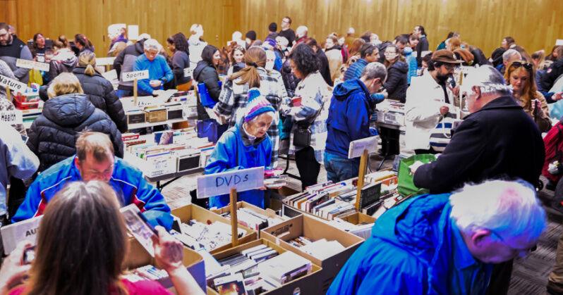 Schenectady Library Used Book Sale (3 photos) | Local News ...