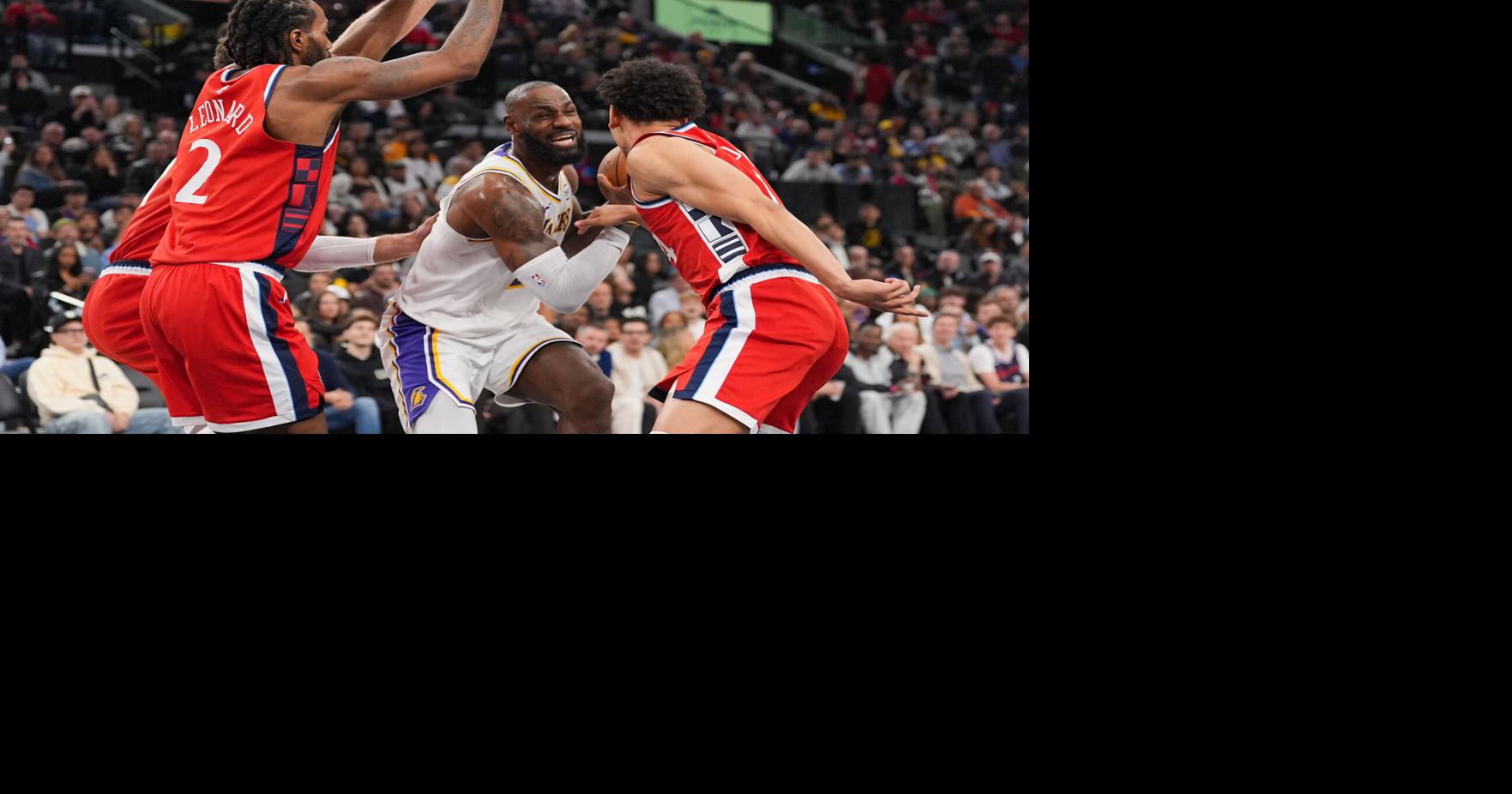 Kawhi Leonard has season-high 32 points as Clippers beat Lakers 103-88 ...