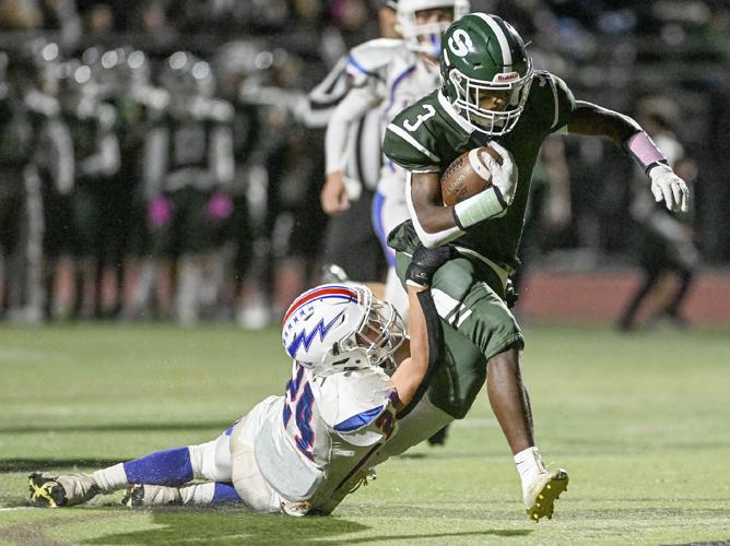 Images: Shenendehowa football takes on Saratoga Springs (15 photos ...