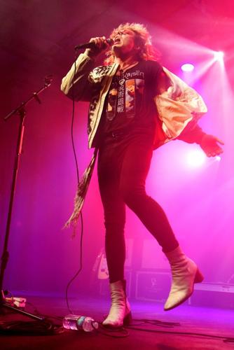 LIVE: Barns Courtney / Precious Metals @ Empire Live, 10/10/2022 ...