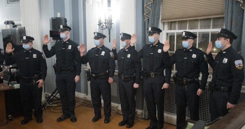 Schenectady police hire chief’s son, welcome new officers | News ...