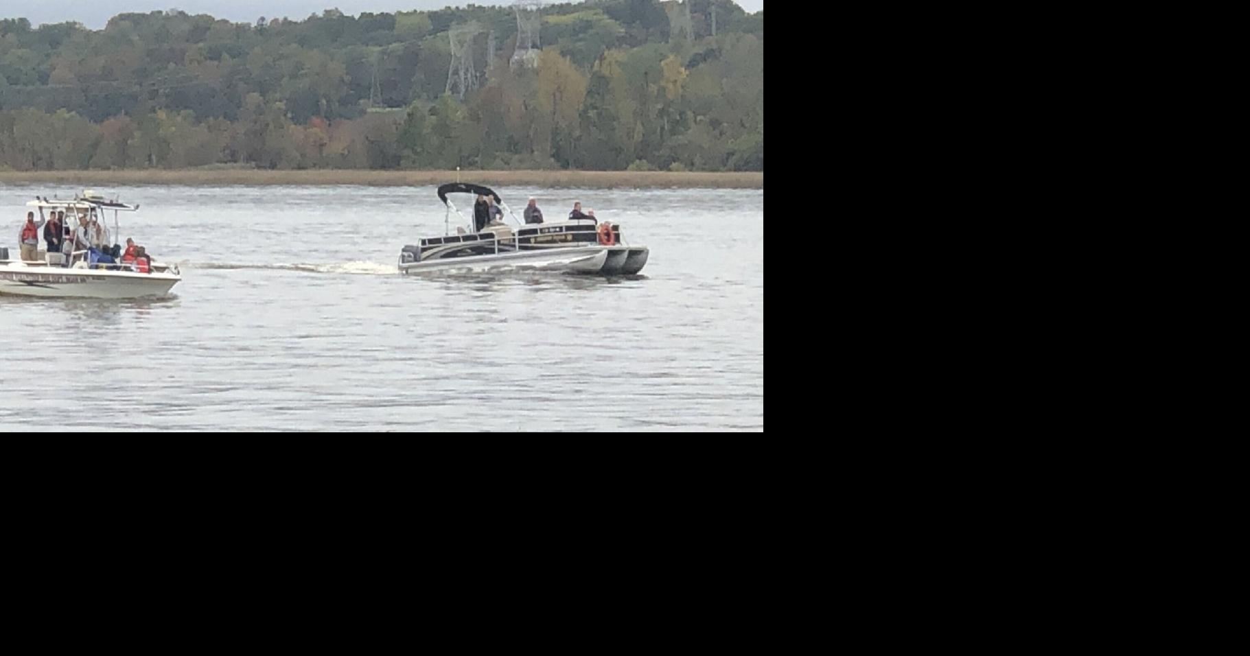 4 rescued from boat sinking in river | News | dailygazette.com