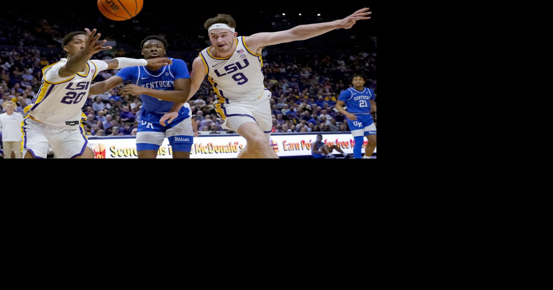 Buzzer beater stuns Cats | | dailyindependent.com
