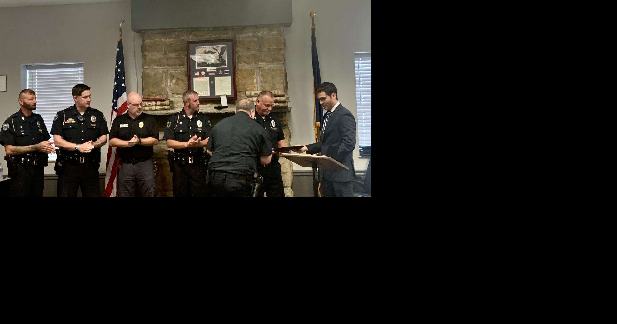 City of Grayson recognizes heroic officers | News | dailyindependent.com